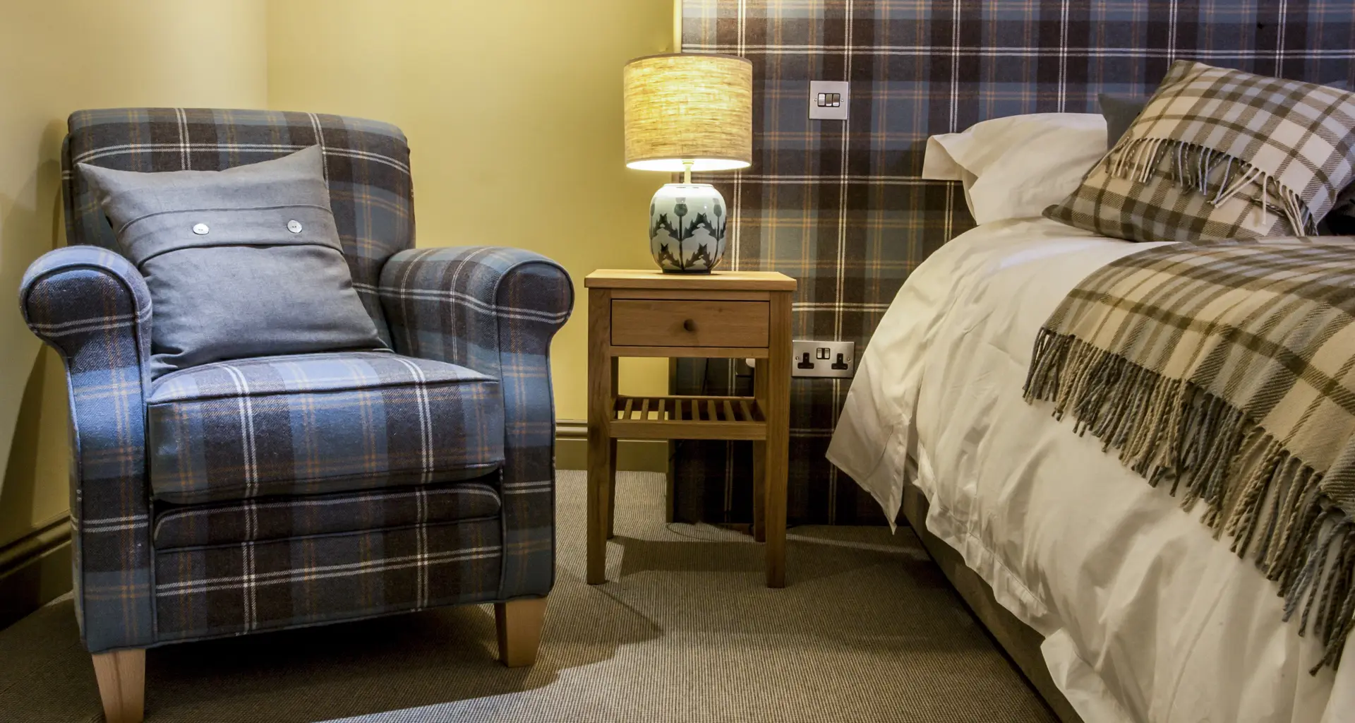 Caladh - Highland Club Scotland - Loch Ness Holiday- Book Direct